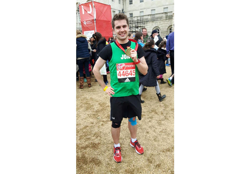 How To Run The London Marathon - Jon Jenkinson 2016 – Sports Ball Shop